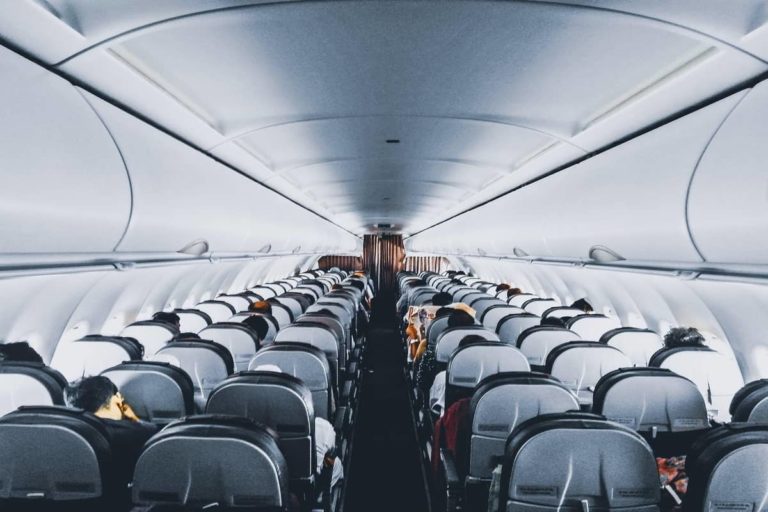 Extreme Fear Of Flying: What Is Aerophobia, Symptoms, How To Get Over ...