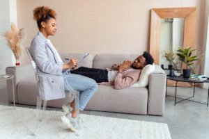 What Is Integrative Therapy? Learn Its Types, Techniques, How It Helps ...