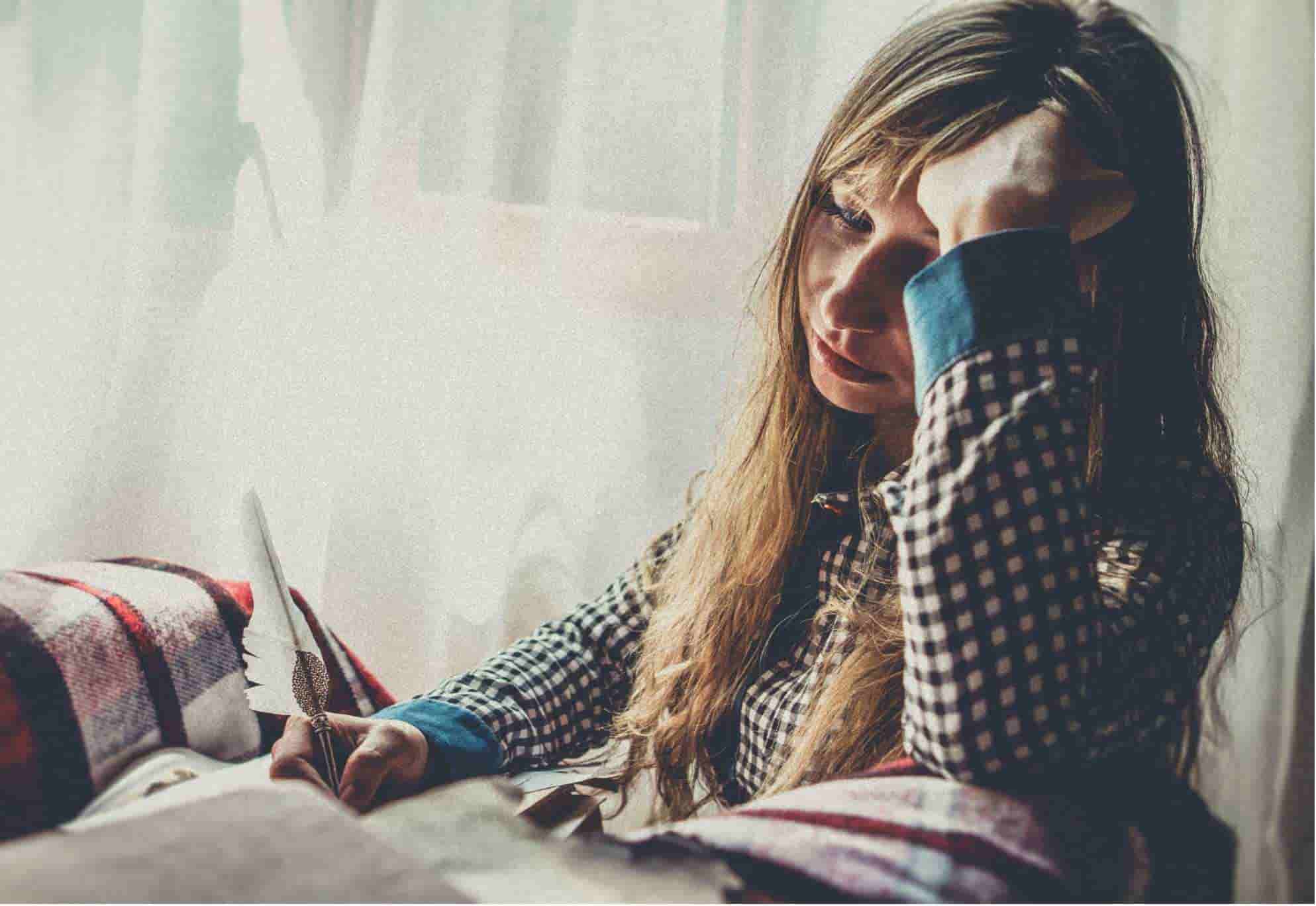 Signs And Impact Of Toxic Stress On Your Health (With Prevention Tips)