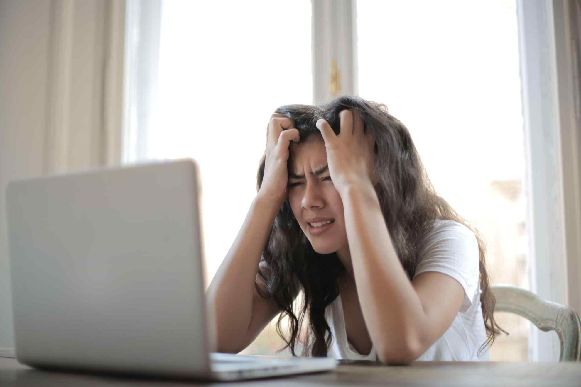 Debt Depression : Symptoms, Effects and How to Cope