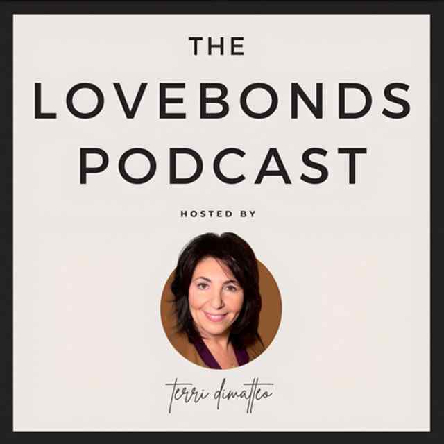 15 Best Couples Therapy Podcasts to Foster a Stronger Relationship