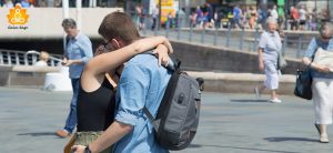 Public Display Of Affection - Is It Good For Relationships